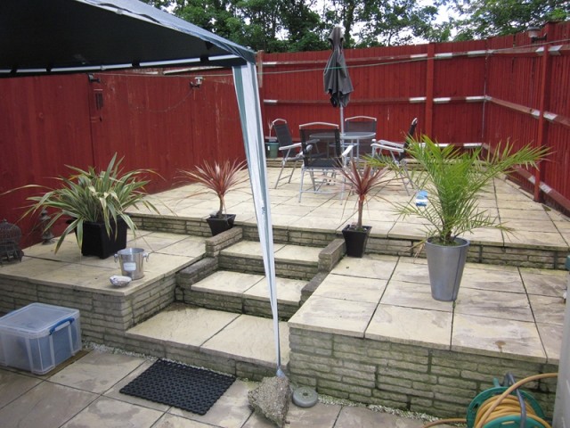 Beautifully Presented And Newly Refurbished 2 Bedroom Ground Floor Flat