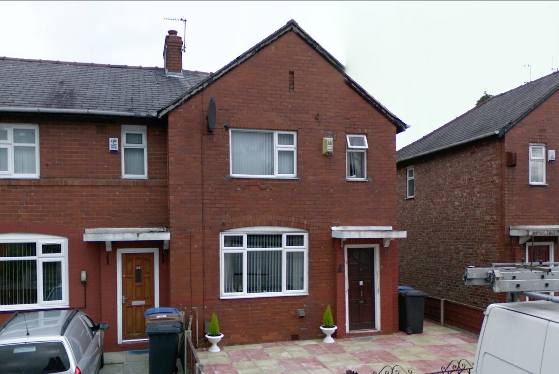 Spacious 3 Bedroom Quasi-Semi in Salford - The Online Letting Agents Ltd