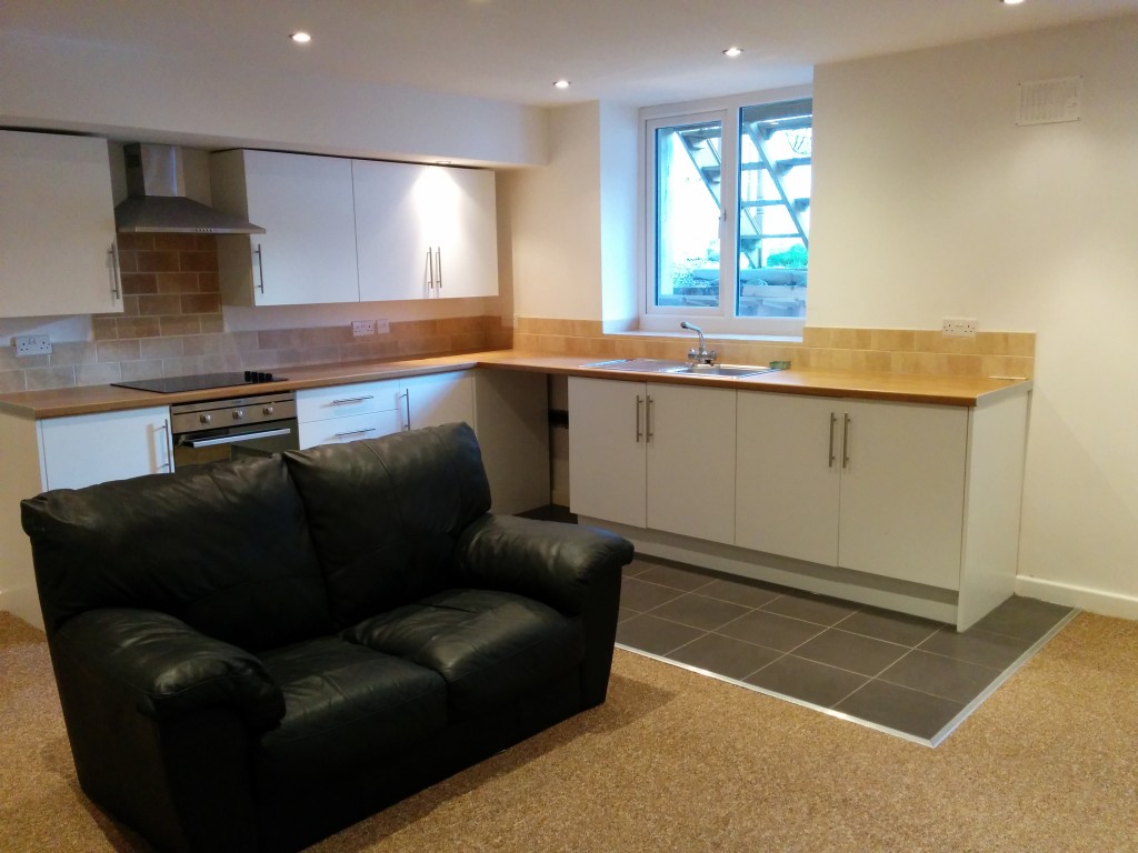 1 Bed Ground Floor Flat To Let in Oxton - The Online Letting Agents Ltd