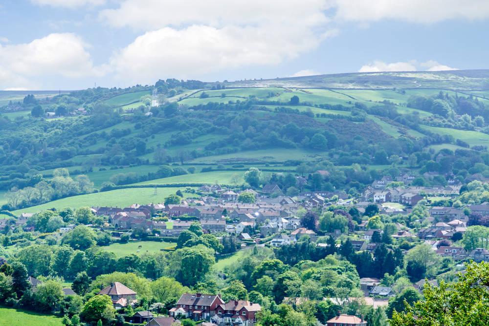 Large 3 Bed Bungalow with Amazing Views over Sleights towards Blue Bank ...