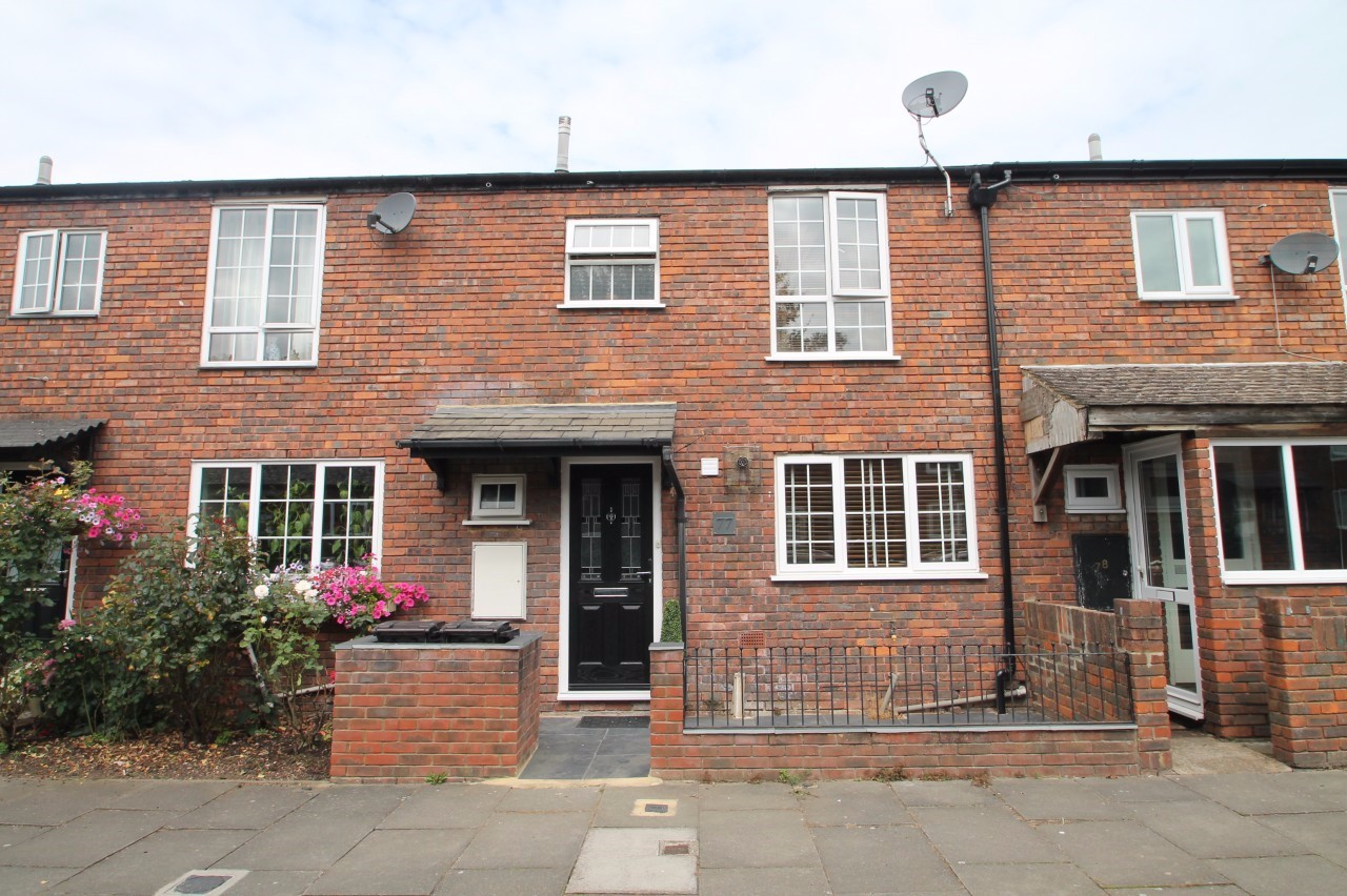 Beautiful Four Bedroom Terraced House To Let in Uxbridge - The Online ...