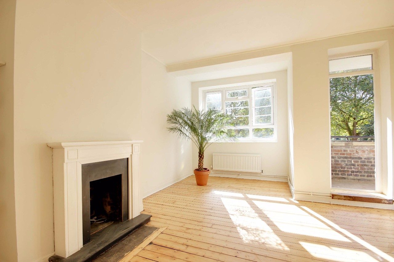 Three Double Bedroom Flat To Let in Hackney with Stunning Parkside ...