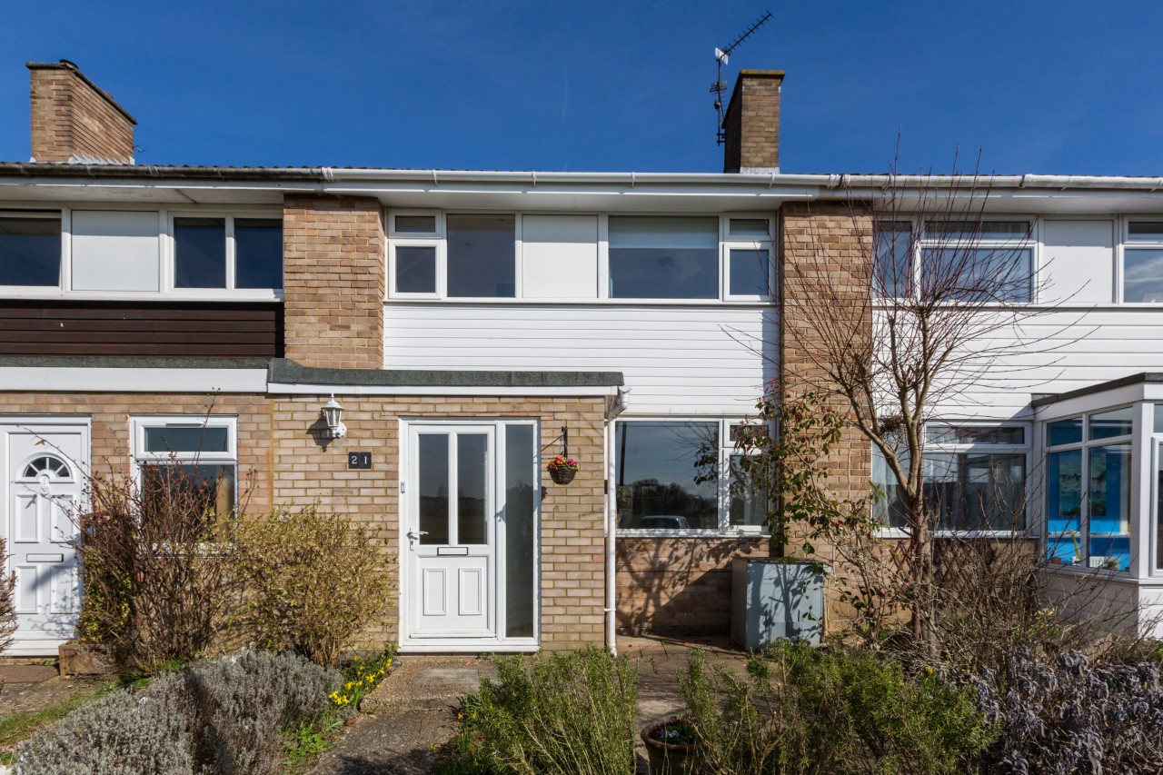 Modern Three Bedroom Terraced House to Rent - The Online Letting Agents Ltd