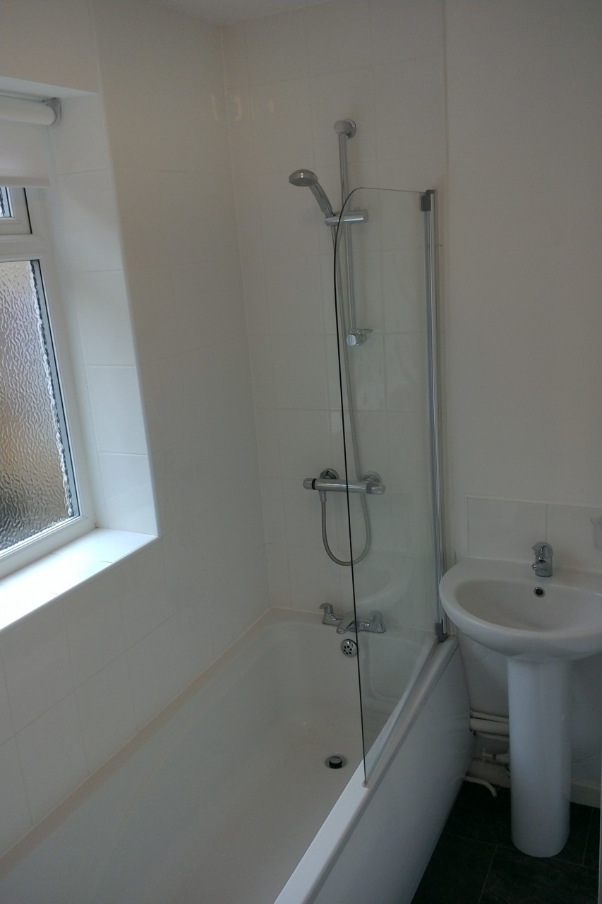 Two Bedroom Ground Floor Flat to Let in Wallsend, Tyneside - The Online ...