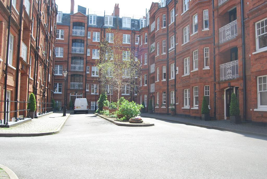 Amazing Two Bed Two Bath Chelsea Apartment with Porter in Red Brick ...