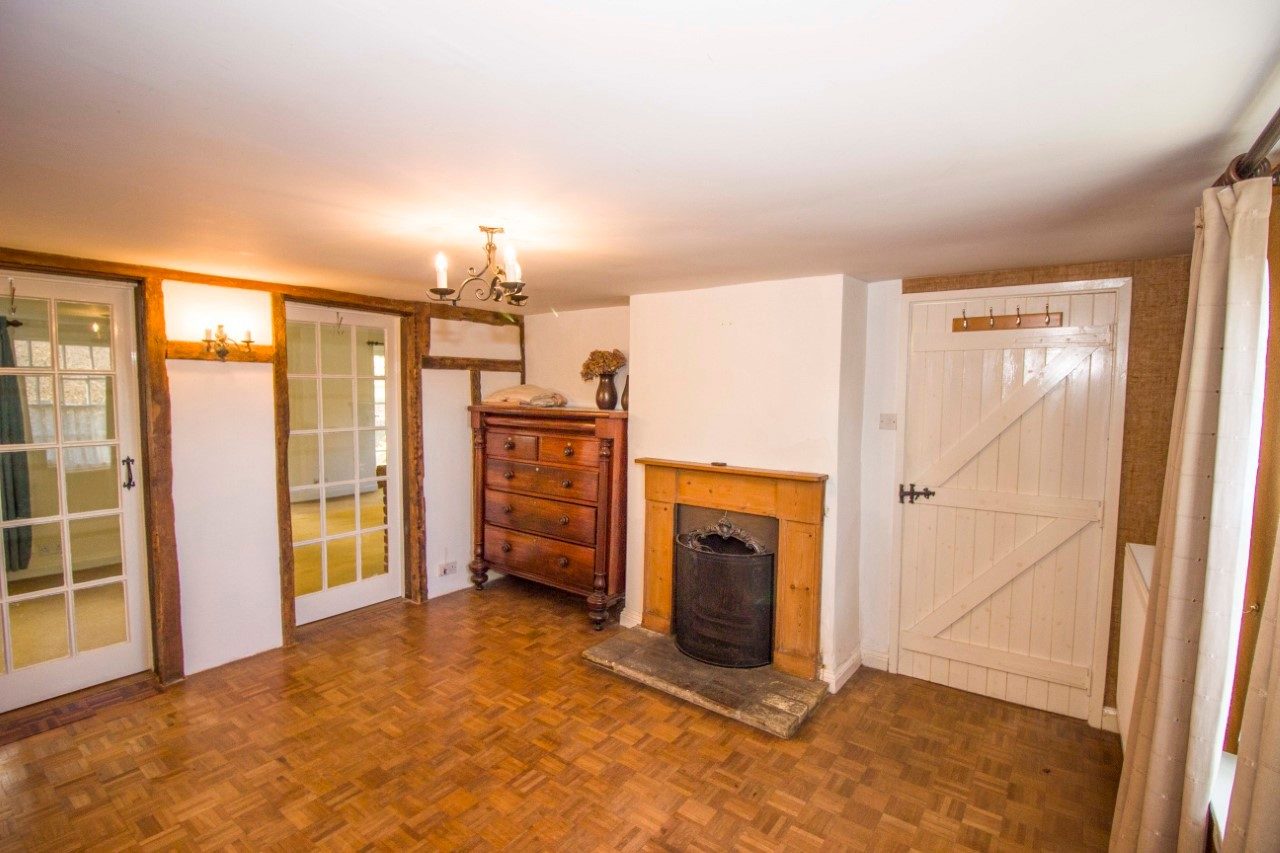 Charming 3 bedroom detached cottage to let in Boyton End, near Stoke-by ...