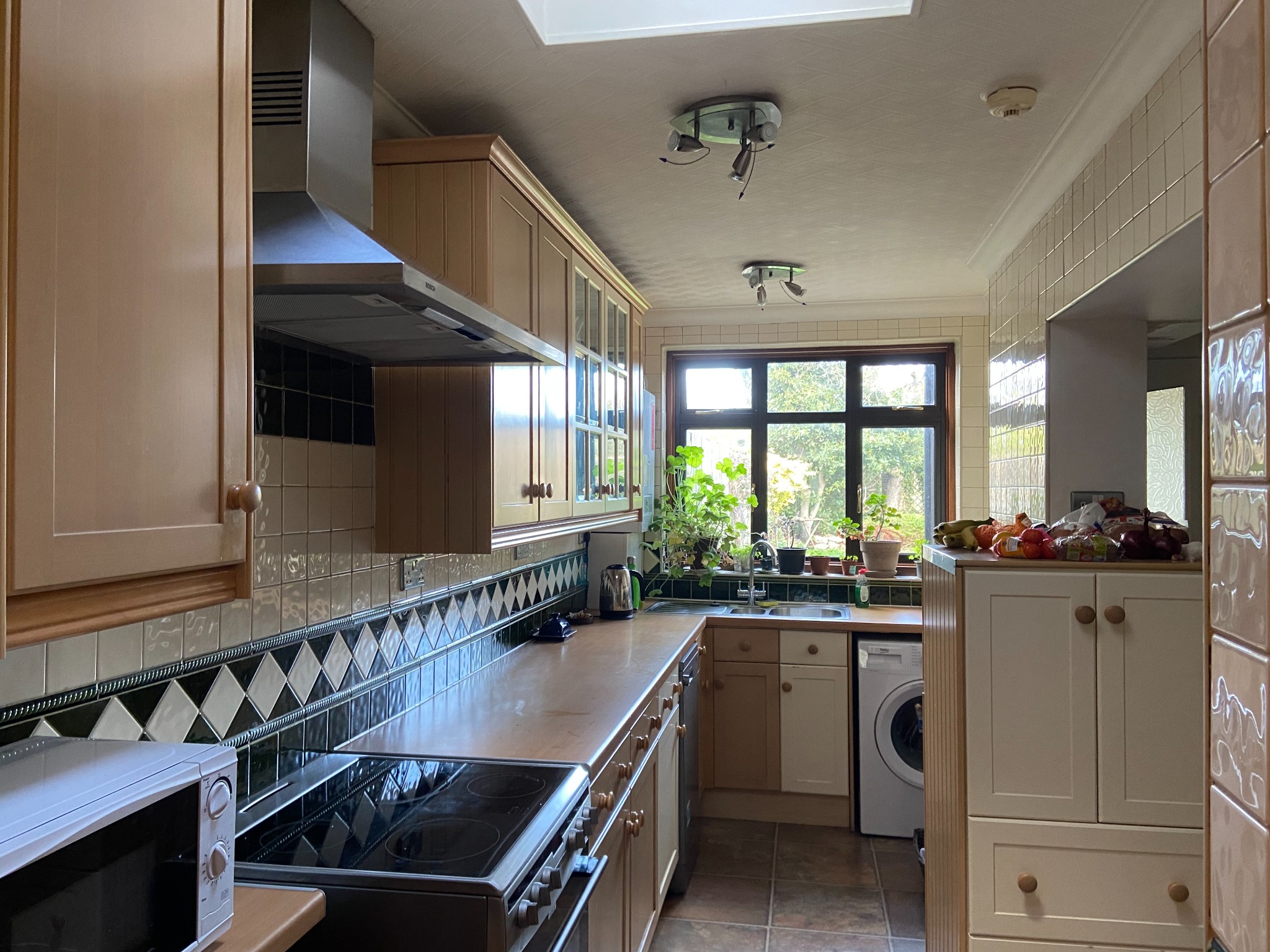 Two Bedroom Terrace House, Romford - The Online Letting Agents Ltd