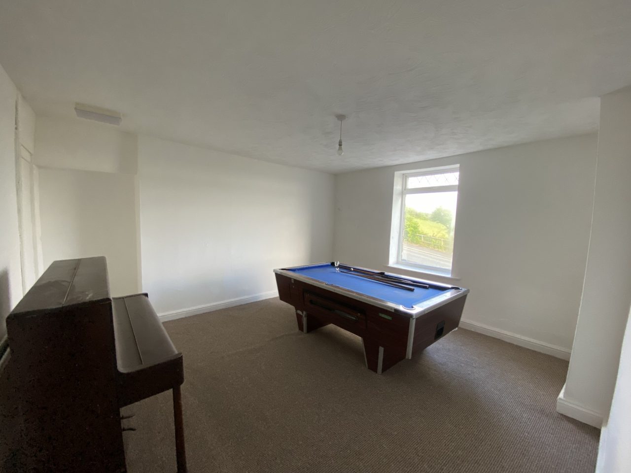 Huge 4/5 bedroom detached house to let in Billy Row, Crook - The Online ...
