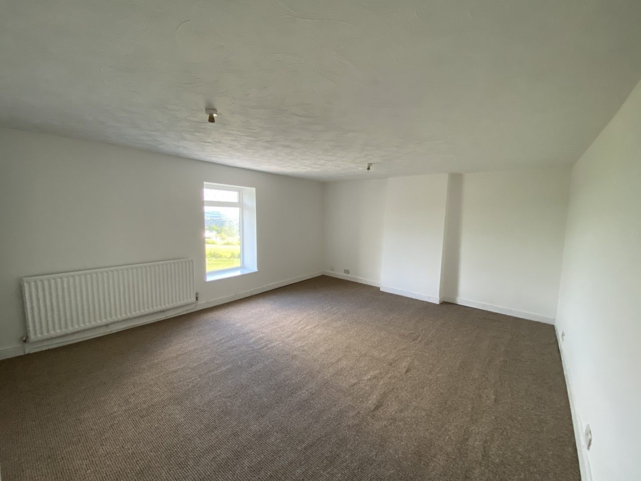 Huge 4/5 bedroom detached house to let in Billy Row, Crook - The Online ...