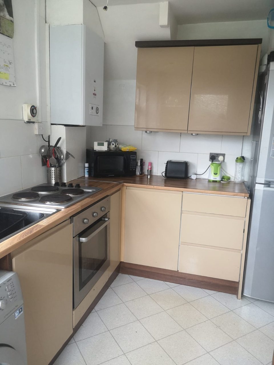 3 bedroom house to let in knowsley, liverpool. L33 1EL - The Online ...