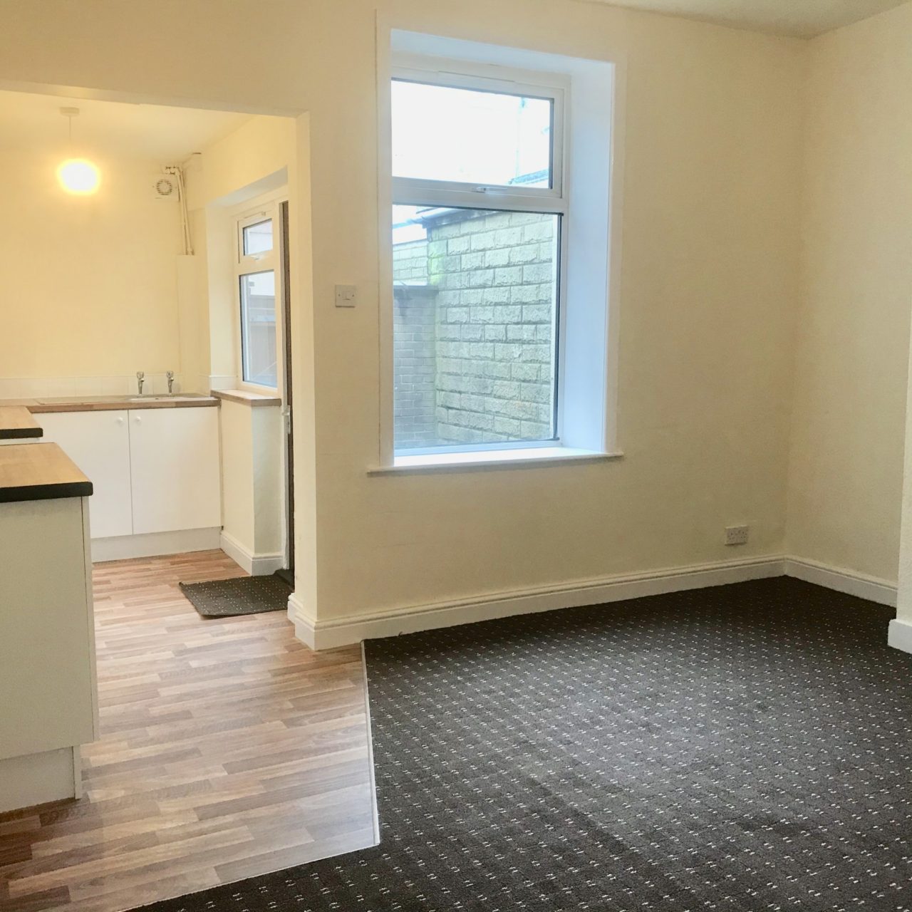 2 bedroom newly renovated terrace house to let in Burnley, close to ...