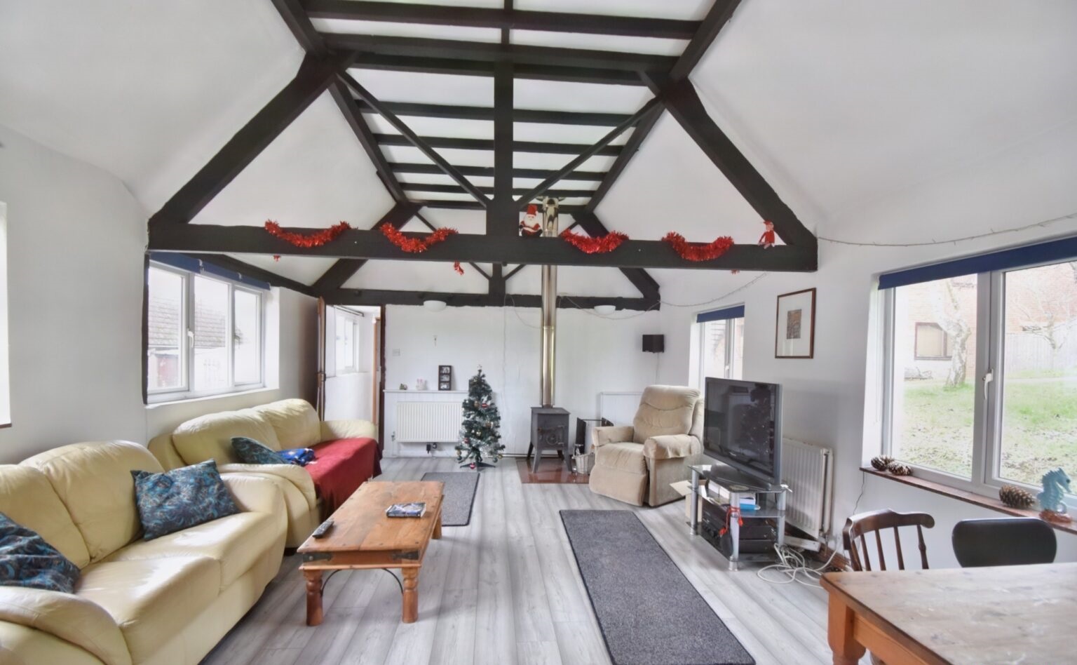 Three Bedroom & Two Bathrooms Angel Cottage to Rent in Exeter - The ...